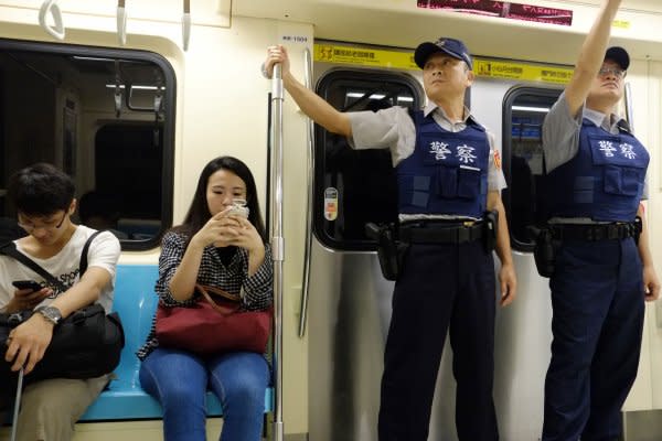 Insiden Penikaman Acak MRT Taichung Bikin Cemas Warga, MRT Taipei: Saat ...