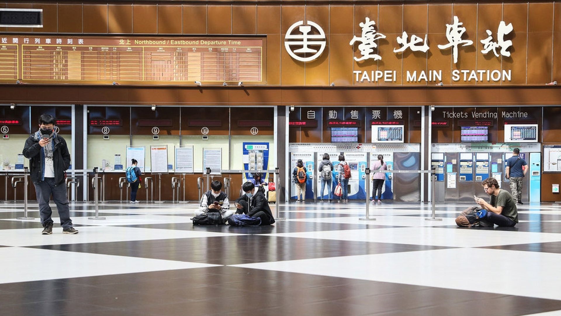 Hari Ini Dalam Sejarah! 2 September 1989, Bangunan Gedung Stasiun TMS Generasi Terbaru Resmi ...