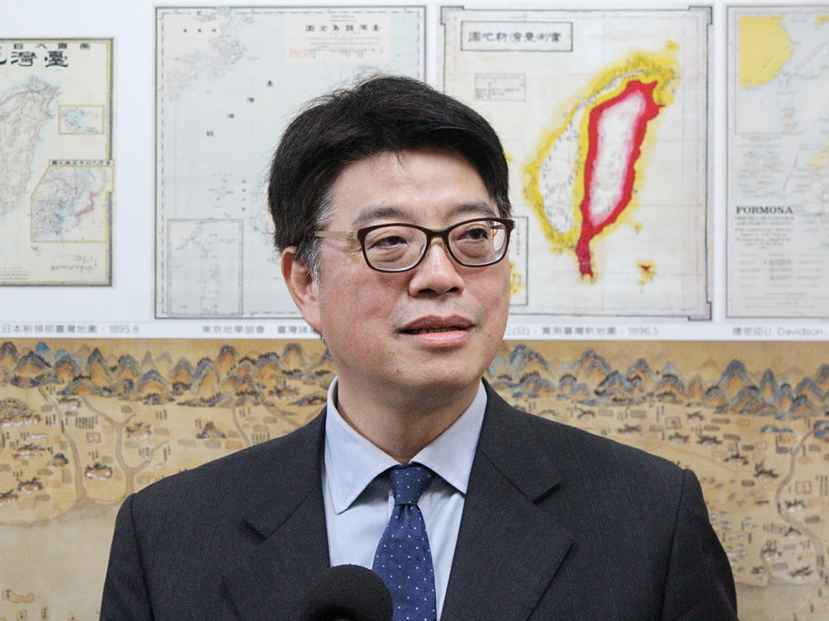 Surat Izin Tinggal, Sertifikat Penduduk Tetap Asing, dan Kartu ...