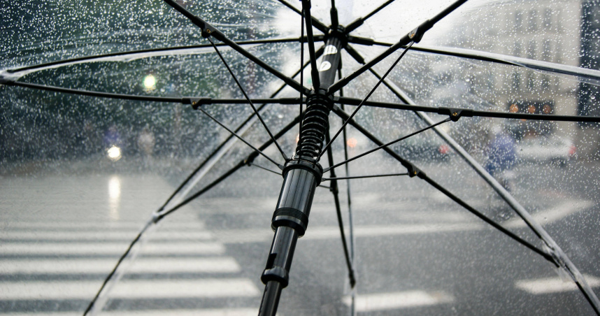 Bagaimana Cara Mendaur Ulang Payung dan Jas Hujan? Dinas Lingkungan Hidup Ungkap Cara yang Benar ...