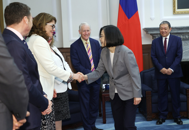 蔡총통, 英노동당 국회의원 대표단 접견… “타이완의 CPTPP 가입 지지해달라” 거듭 강조-뉴스-Rti방송